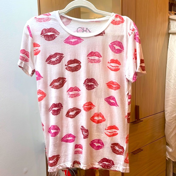 Chaser | Tops | Chaser Lips Tee | Poshmark